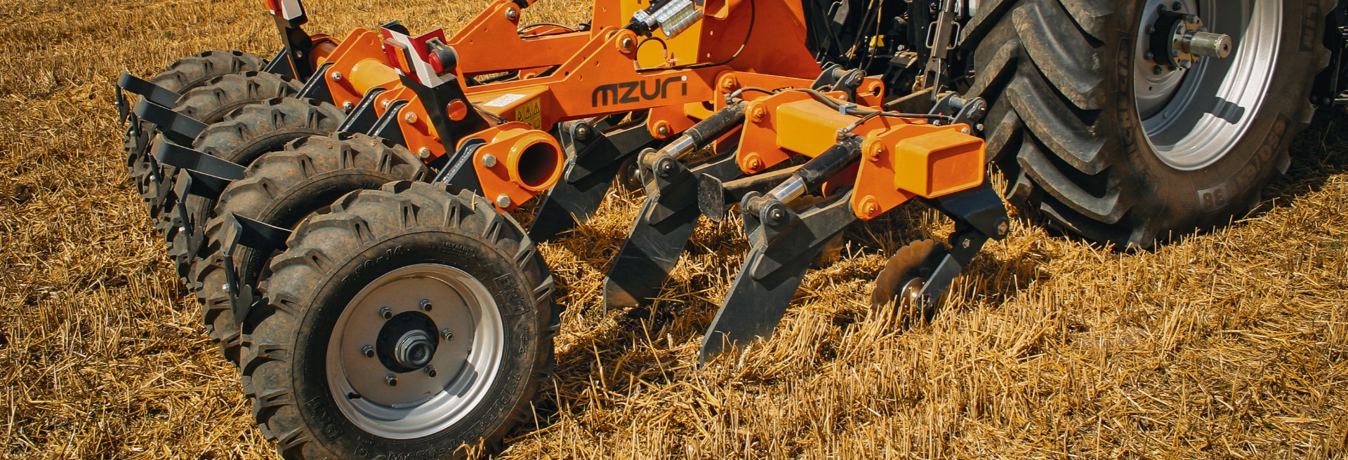 Used Grassland, 3, 5, 7 Legs and Low Disturbance Subsoilers for Sale ...