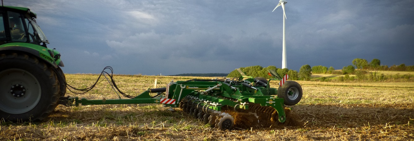 The Benefits of Using Farming Presses in Modern Agriculture | AMTEC