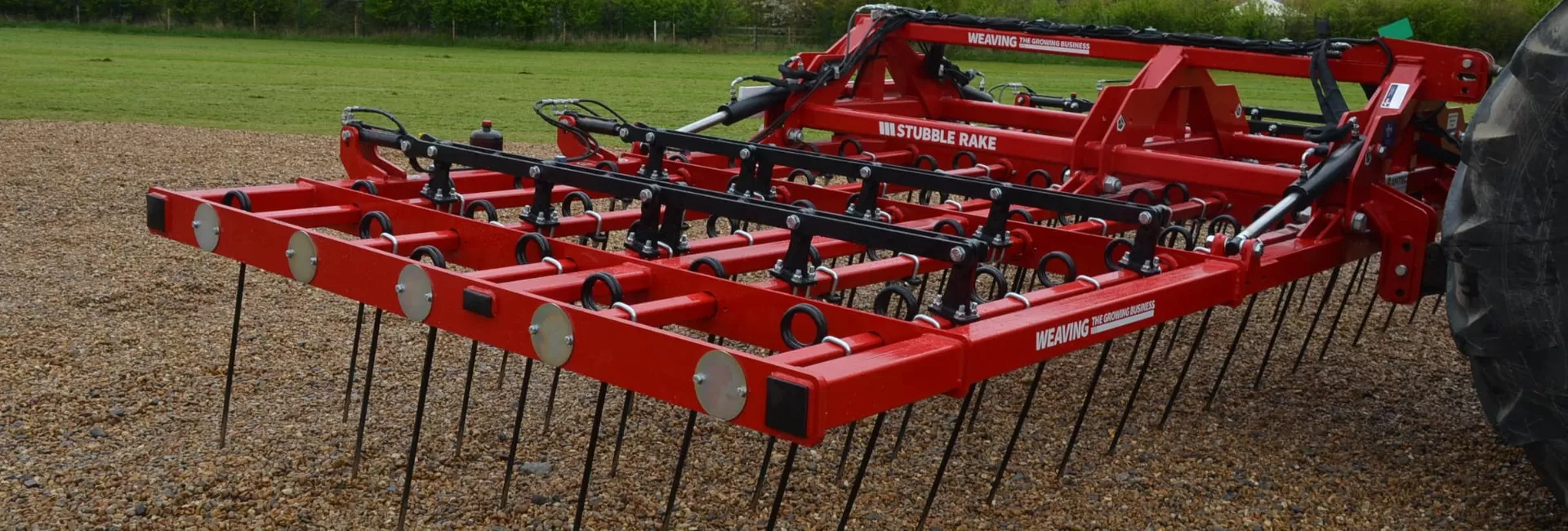 Hire Agricultural Equipment: Stubble Rakes | amtec-group.com